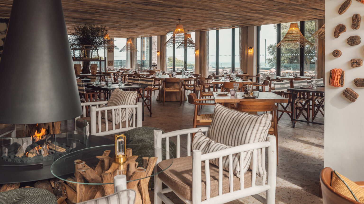 Outdoor Dining at Old Harry Rocks – Groups & Walk-Ins - THE NICI
